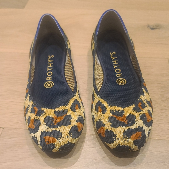 Rothy's | Shoes | Rothys Size 85 Square Toed Midnight Cat Flat | Poshmark